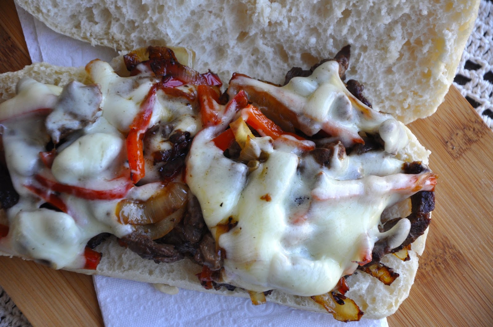 Arroz. Feijão e Caviar: Rocky Balboa Sandwich: Philly Cheesesteak ...