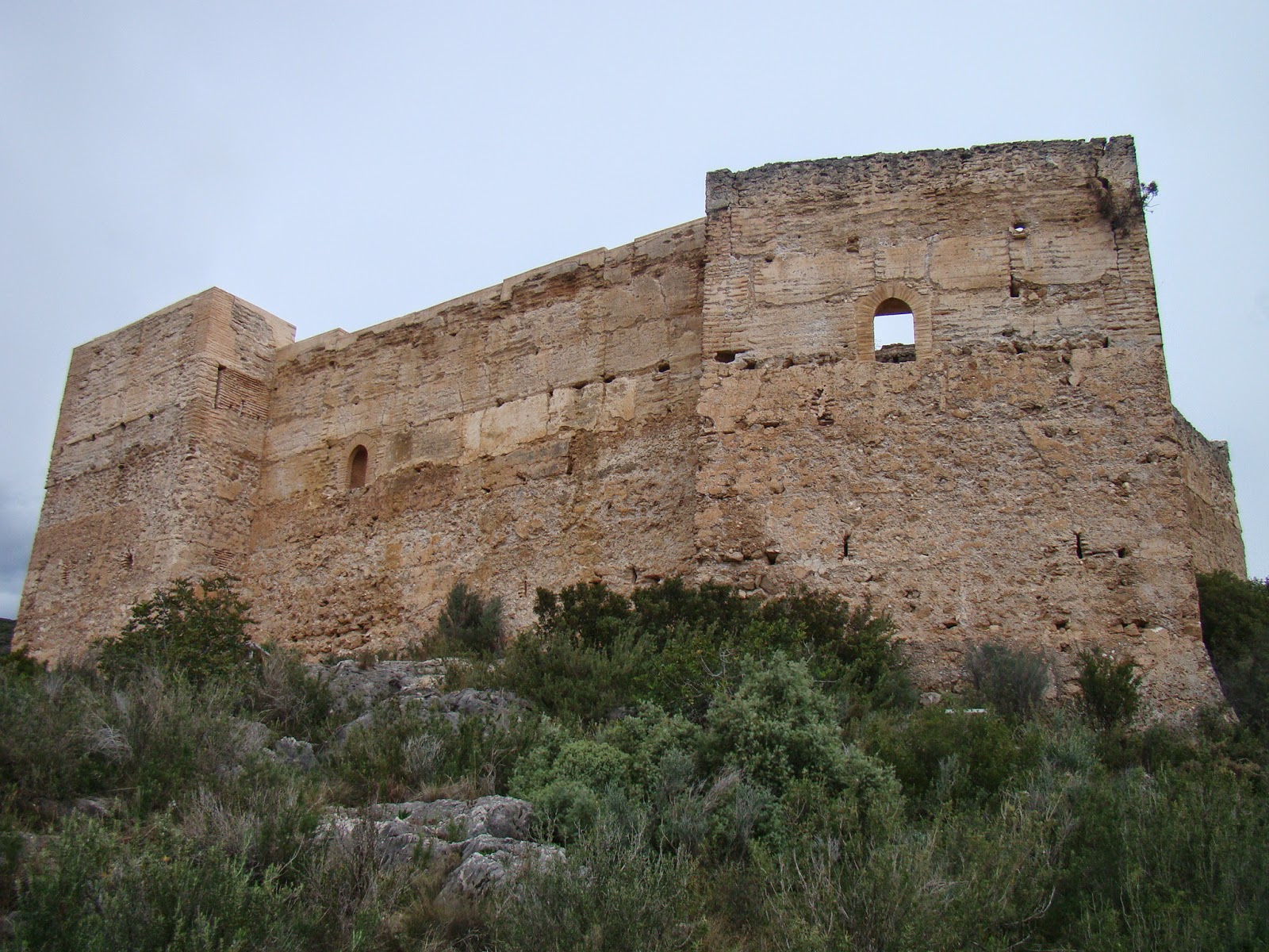 Castillos Españoles: CASTILLO DE FORNA - ADSUBIA - ALICANTE