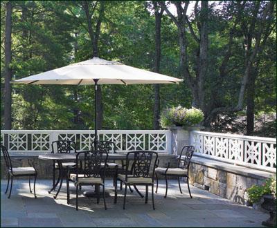 The Polohouse: Chinese Chippendale