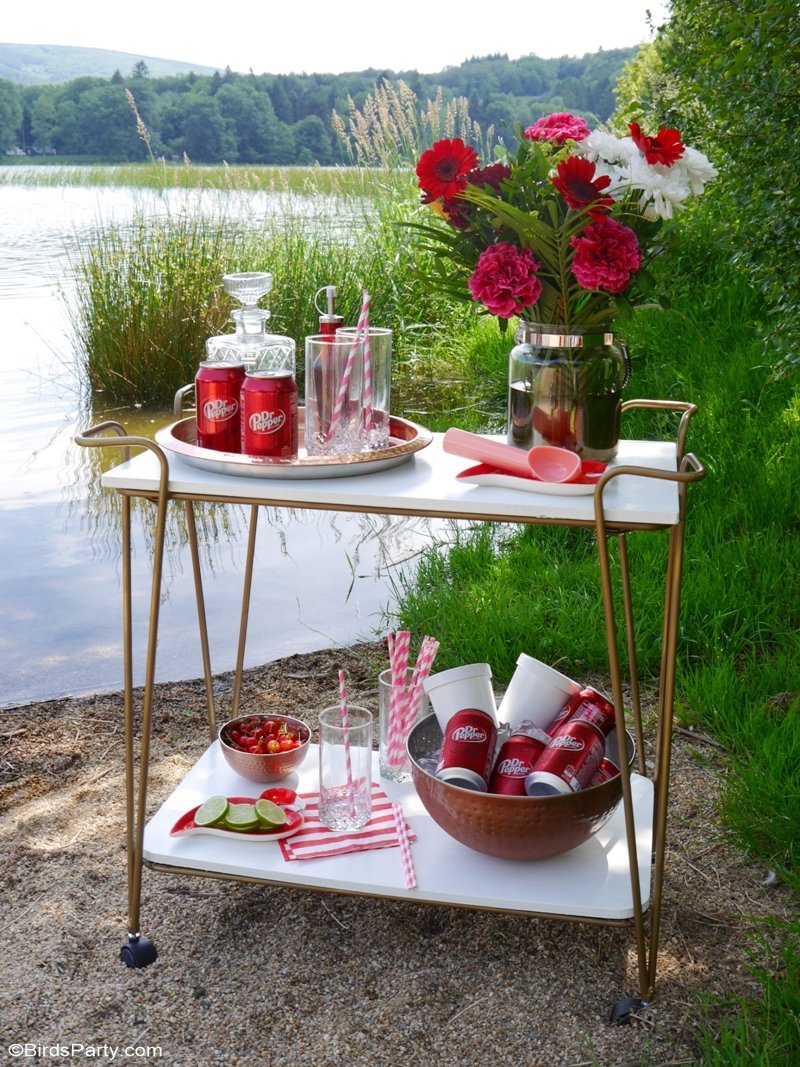 How to Throw an Epic Lake Party This Summer - Party Ideas | Party ...