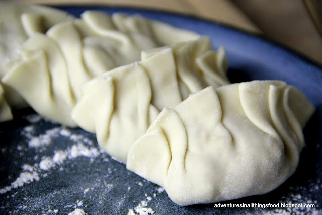 Adventures in all things food: Gyoza - Japanese Potstickers Recipe