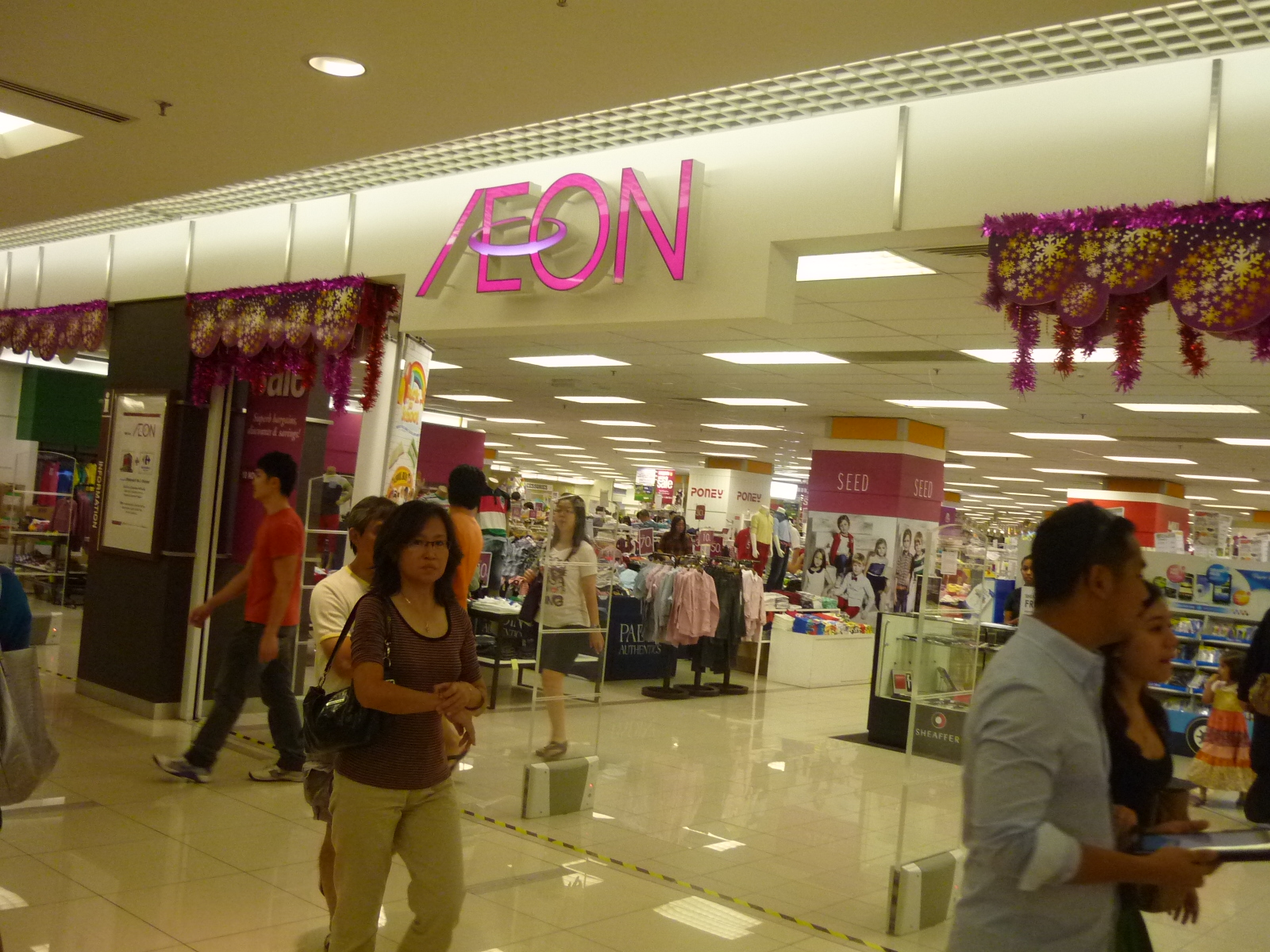 My Life & My Loves ::.: Toys R Us @ One Utama