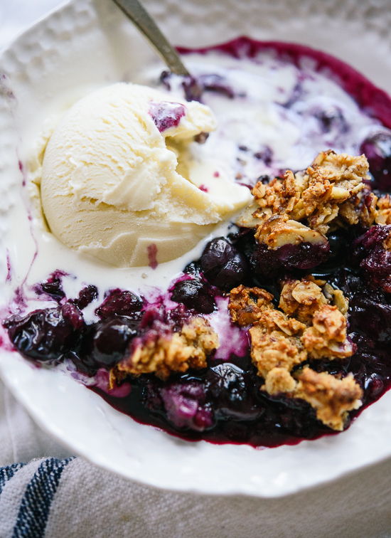 Blueberry Crispy Almond ~ Recipes For Cooking @ Tastys Recipes