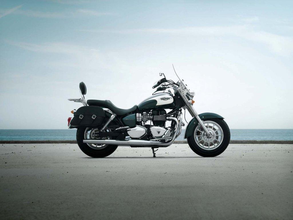 En Dos Ruedas: Triumph America.. Una chopper inglesa