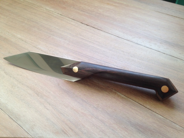 Cameron Stradling's Portfolio: Modeling Knife