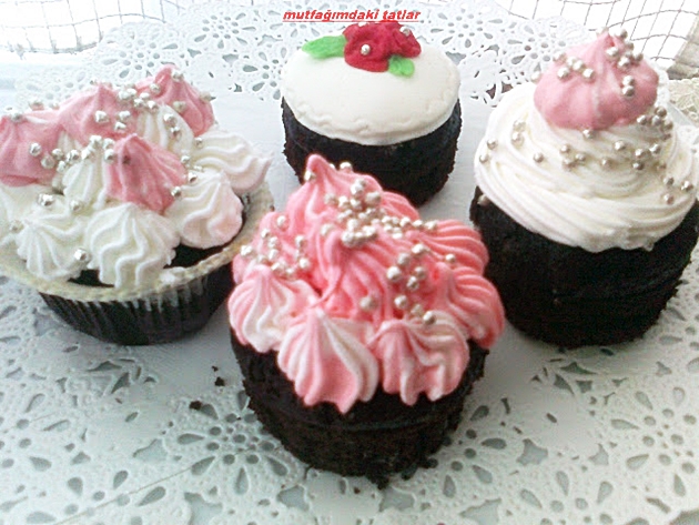 KAKAOLU MİNİ KEK | Mutfak Ve Tatlar