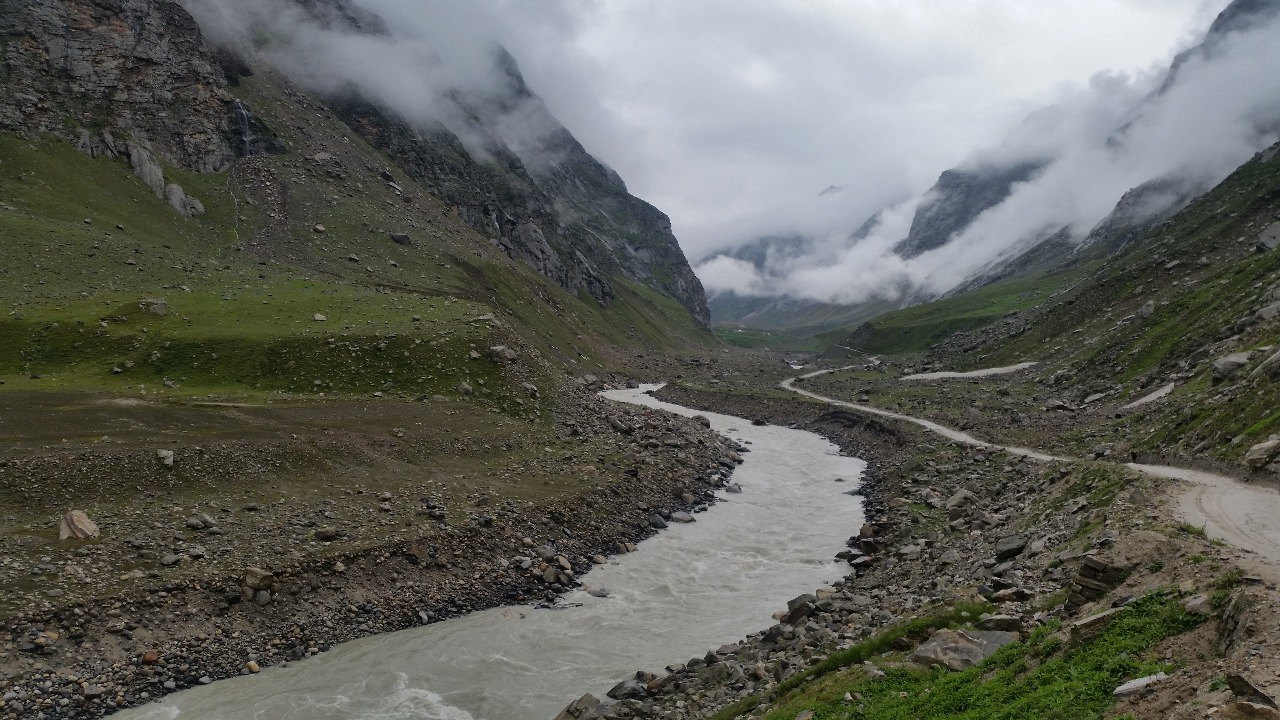 Spiti Valley Travelogue Part 1 The Scenic Journey From Manali To Kaza Foodaholix spiti-valley-travelogue-part-1-the-scenic-journey-from-manali-to-kaza-foodaholix