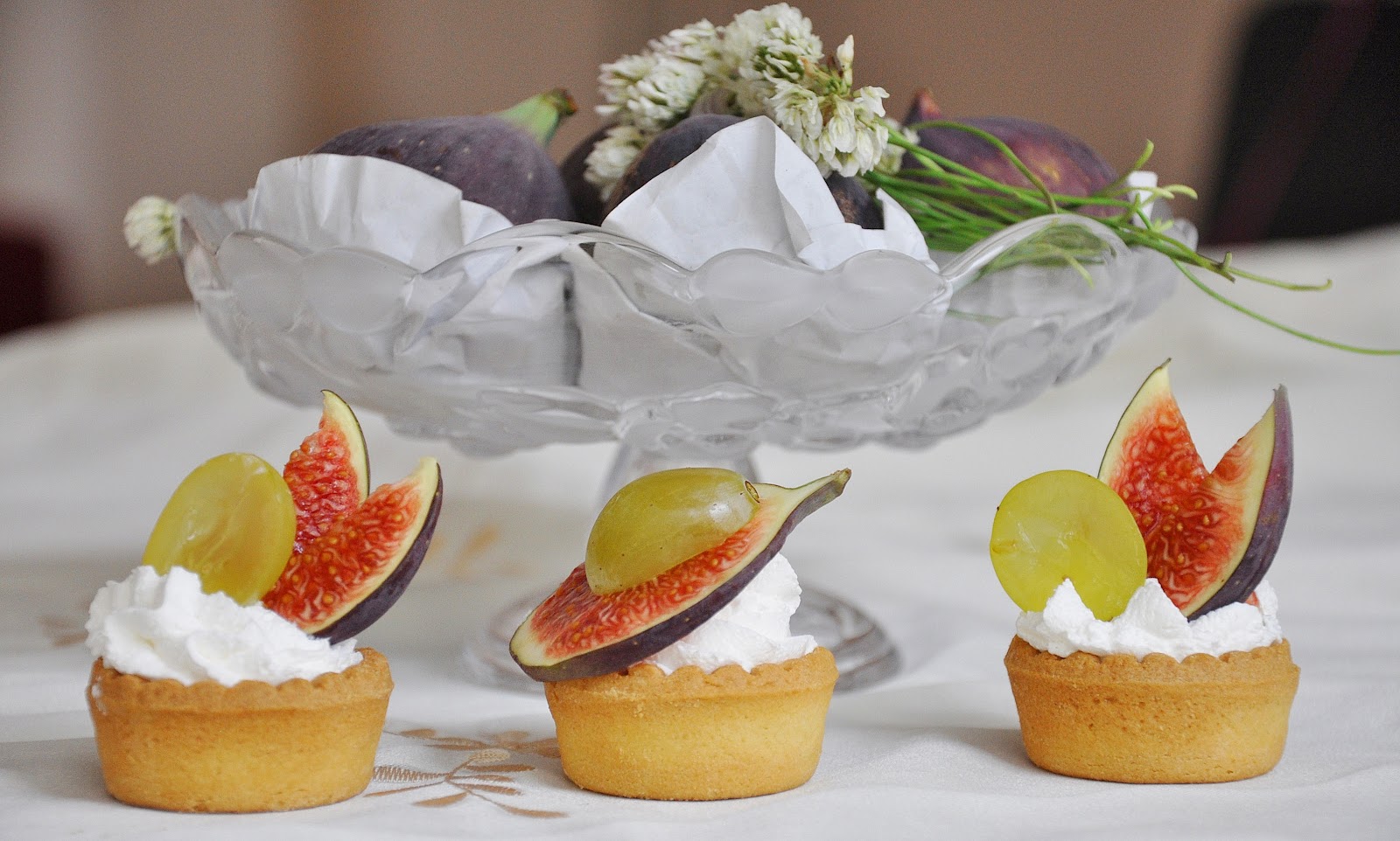 CREMA PASTICCERA BY DENITSA DIMOVA: PICCOLA PASTICCERIA