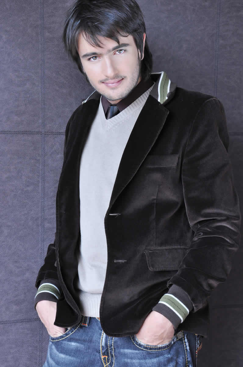 Actores Colombianos: ANDRES SANDOVAL