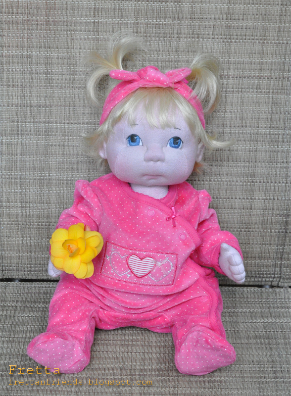 Fretta: Life size 48 cm / 19" Jointed Baby Doll. Blonde, Blue Eyes. All ...