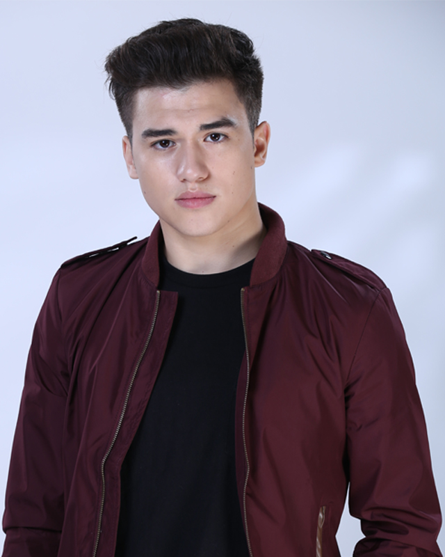 Man Central: Markus Paterson: In Casual Wear