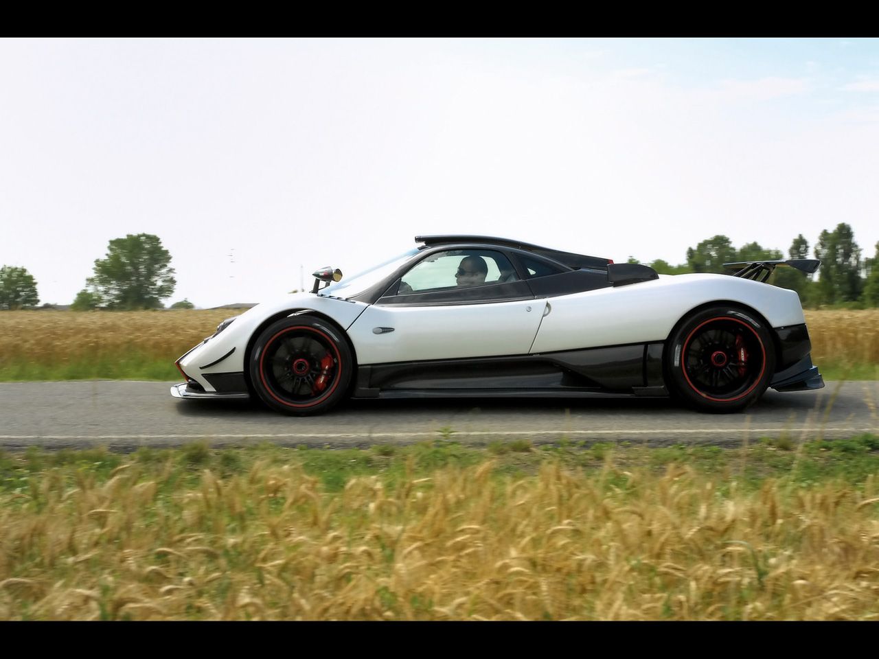 Pagani Cinque Roadster - Cars Wallpapers
