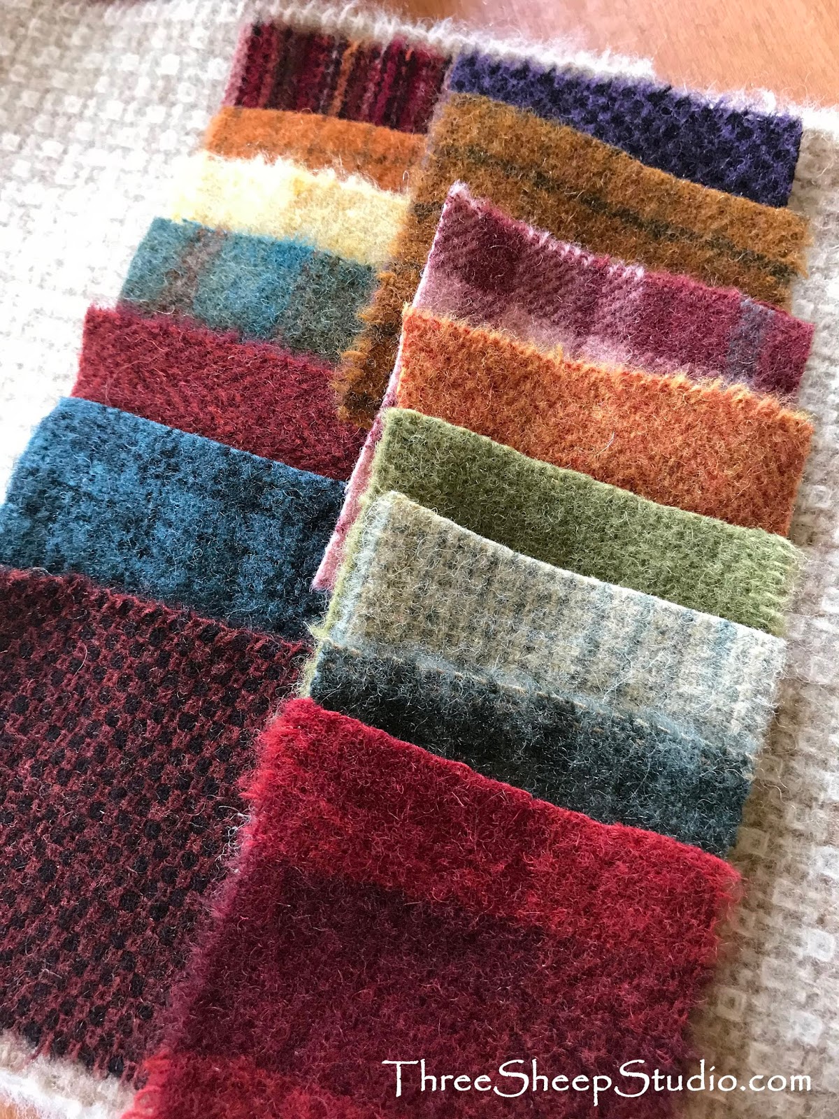 Three Sheep Studio: Fingers Crossed...