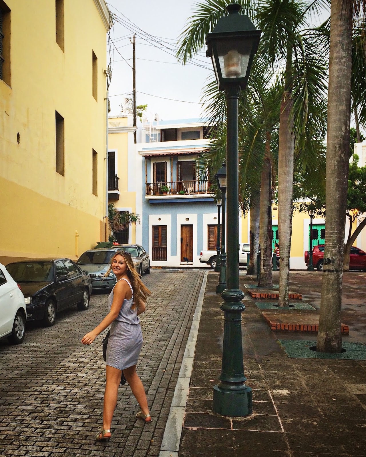 Walking to Waves: Puerto Rico... at a glance.