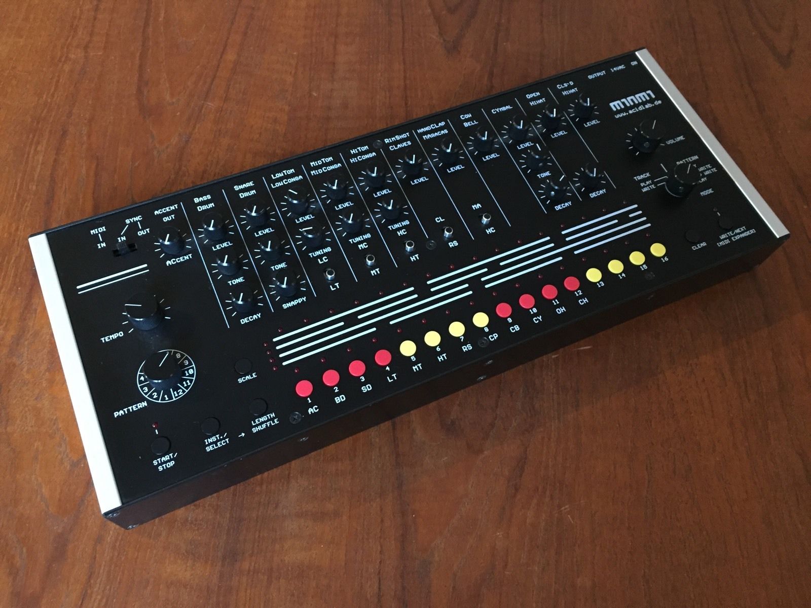 MATRIXSYNTH: Acidlab Miami Analogue Drum Machine Roland TR-808 Clone