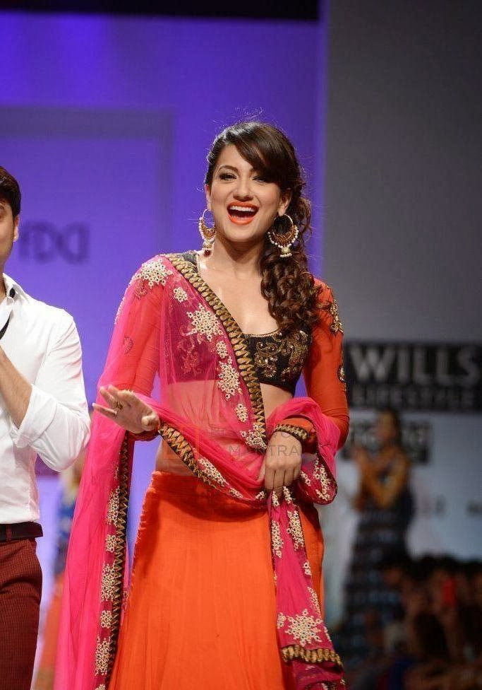 Gauhar Khan Hot Pics Celebrity Photos Celebrity Pictures