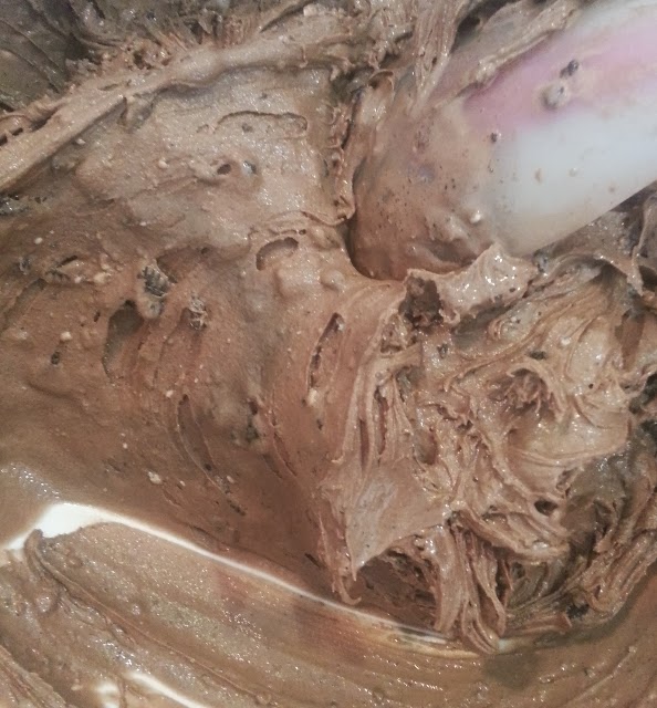 Baking Banquet: OREO OBSESSION ICE CREAM PIE