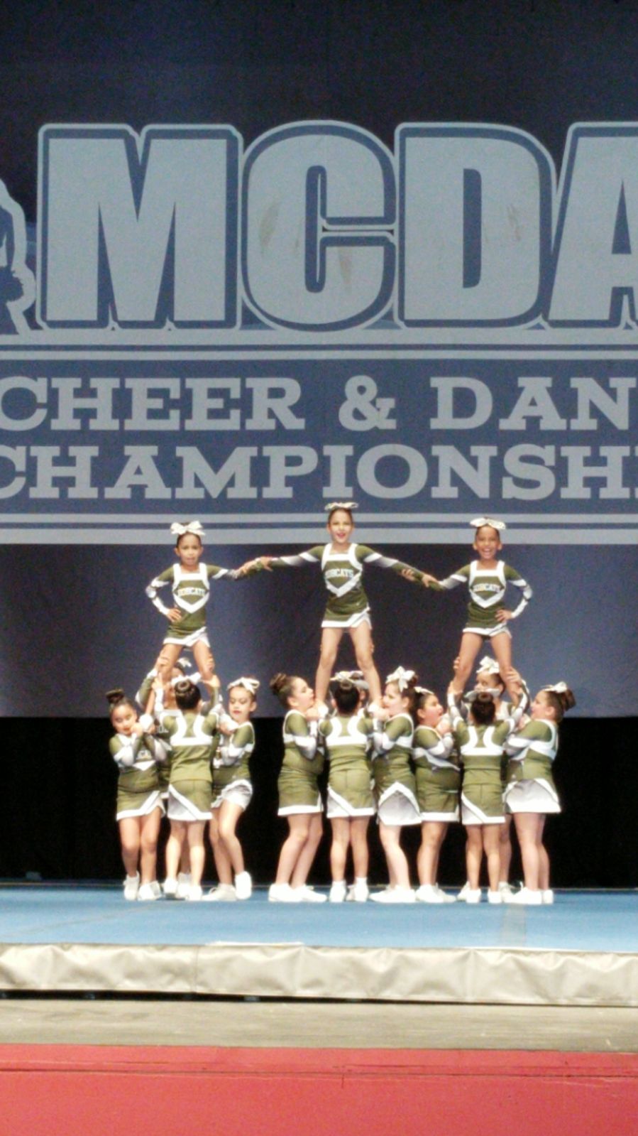 Eagle Pass ISD - iVision: Bobcat Cheer Ends On Top