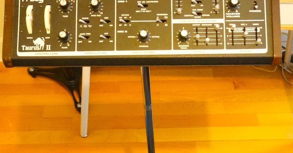 MATRIXSYNTH: MOOG TAURUS II W/ Bass Pedals SN 2185