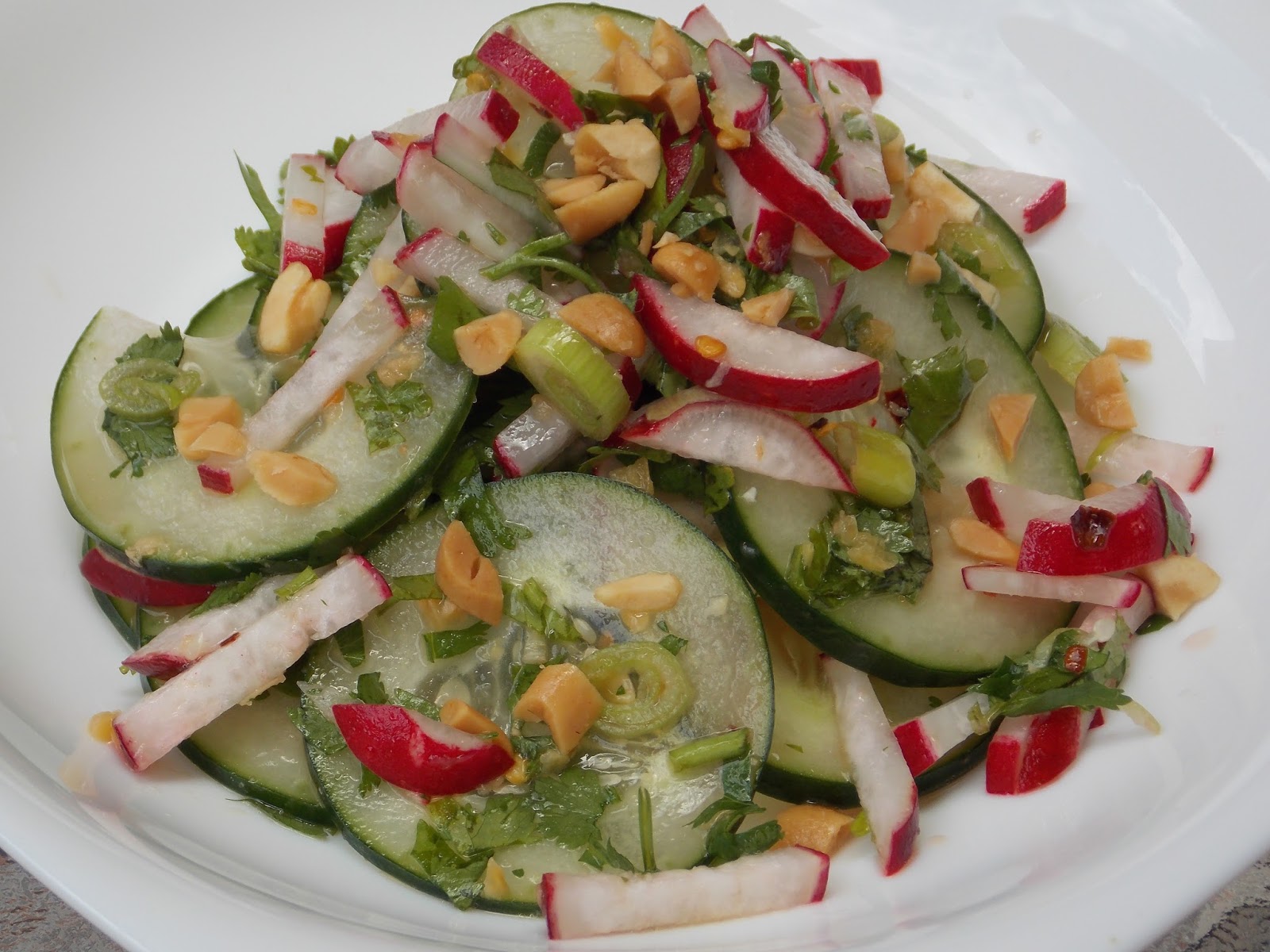From Maria´s Kitchen: Ensalada Crujiente de Pepino