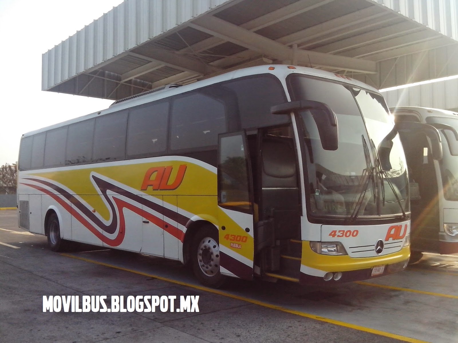MARCOPOLO MULTEGO OC-400 AUTOBUSES UNIDOS ORDINARIO.
