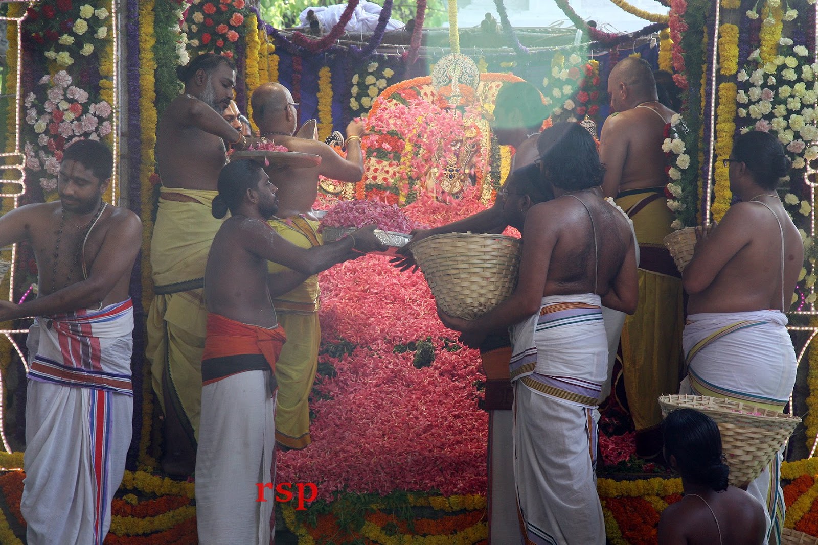 Glorious Pushpa Yagam in Sri Kodandarama Swamyvaari Temple - rspnetwork.in