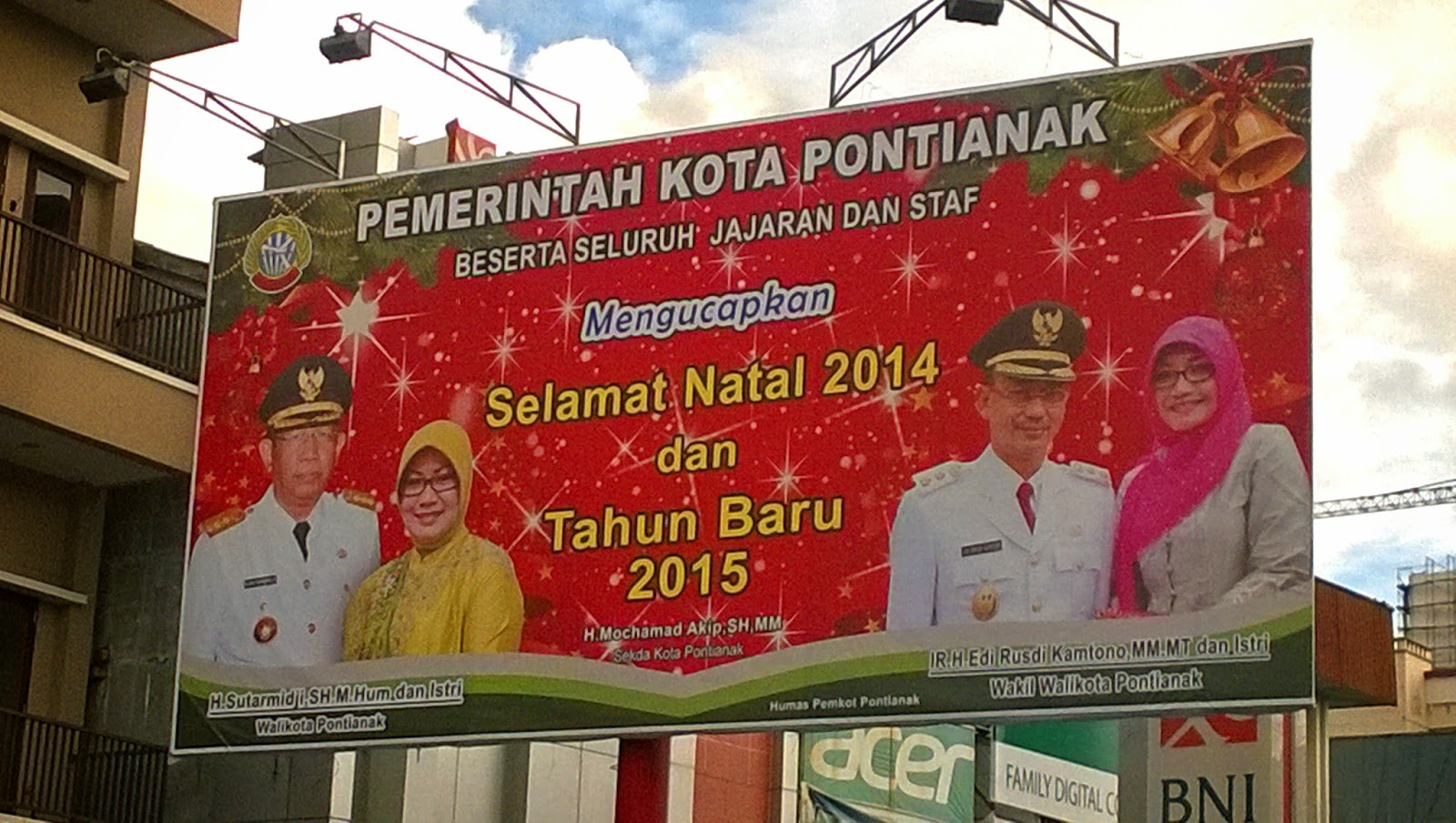 50+ Ide Contoh Baliho Natal, Desain Spanduk