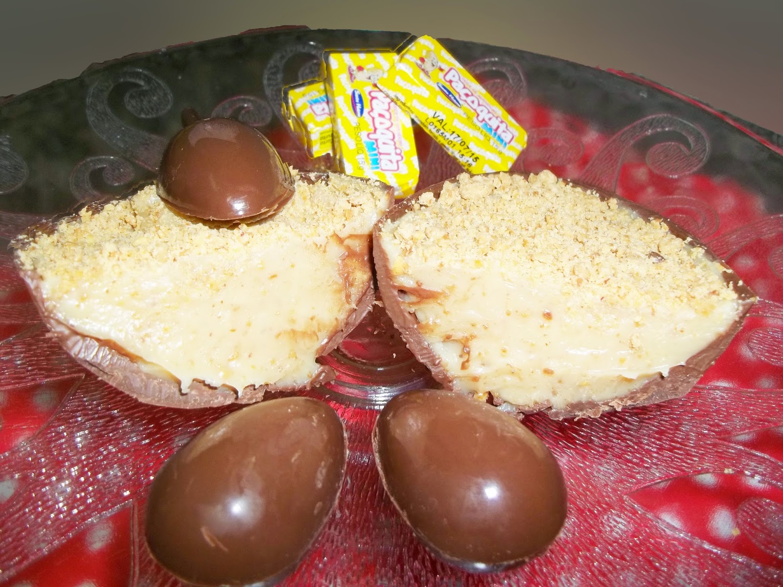 Mil Delícias na Cozinha: OVO DE COLHER (recheio de brigadeiro de paçoca)