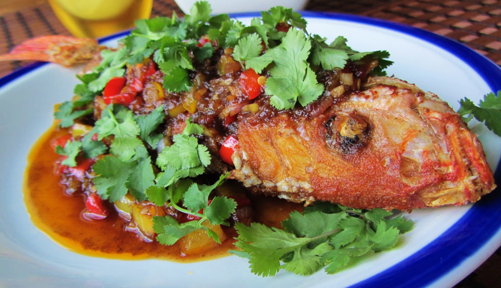 Let's eat......simple!: Pla Tod Saam-Rod / Fried Whole Fish with Three ...