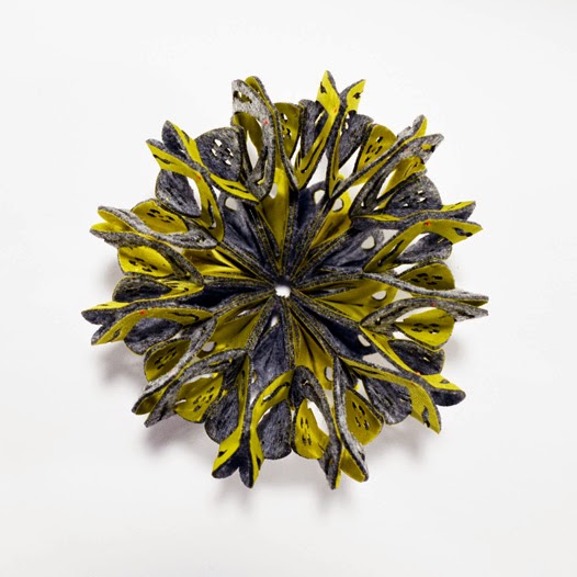 Yu-Ping Lin Textile Jewellery 雨曦織品珠寶