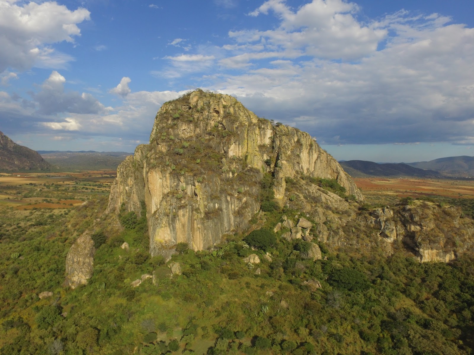 Uncharted Ruins: The location of the Mesoamerican "Hall of Records" at ...