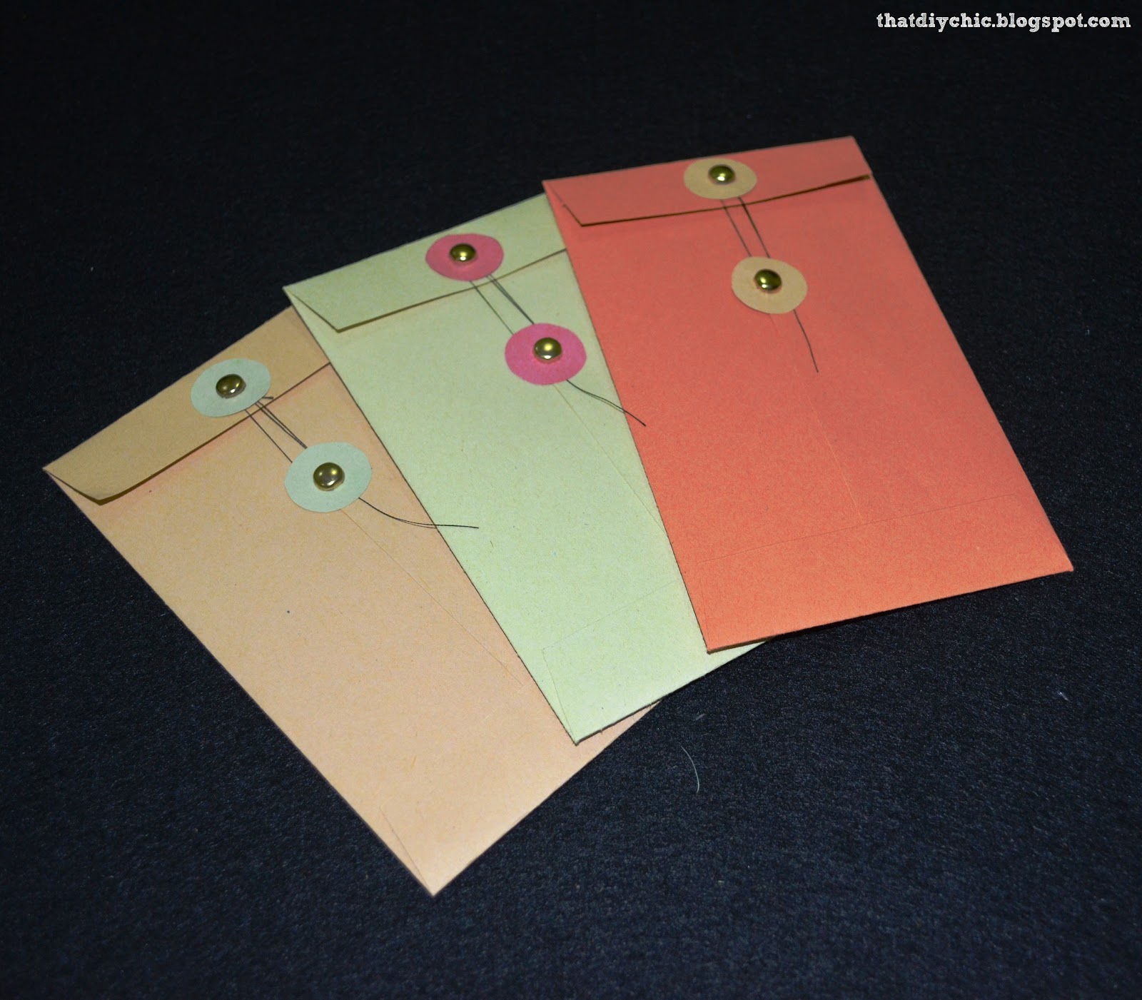 that diy chic: String-Tie Envelopes