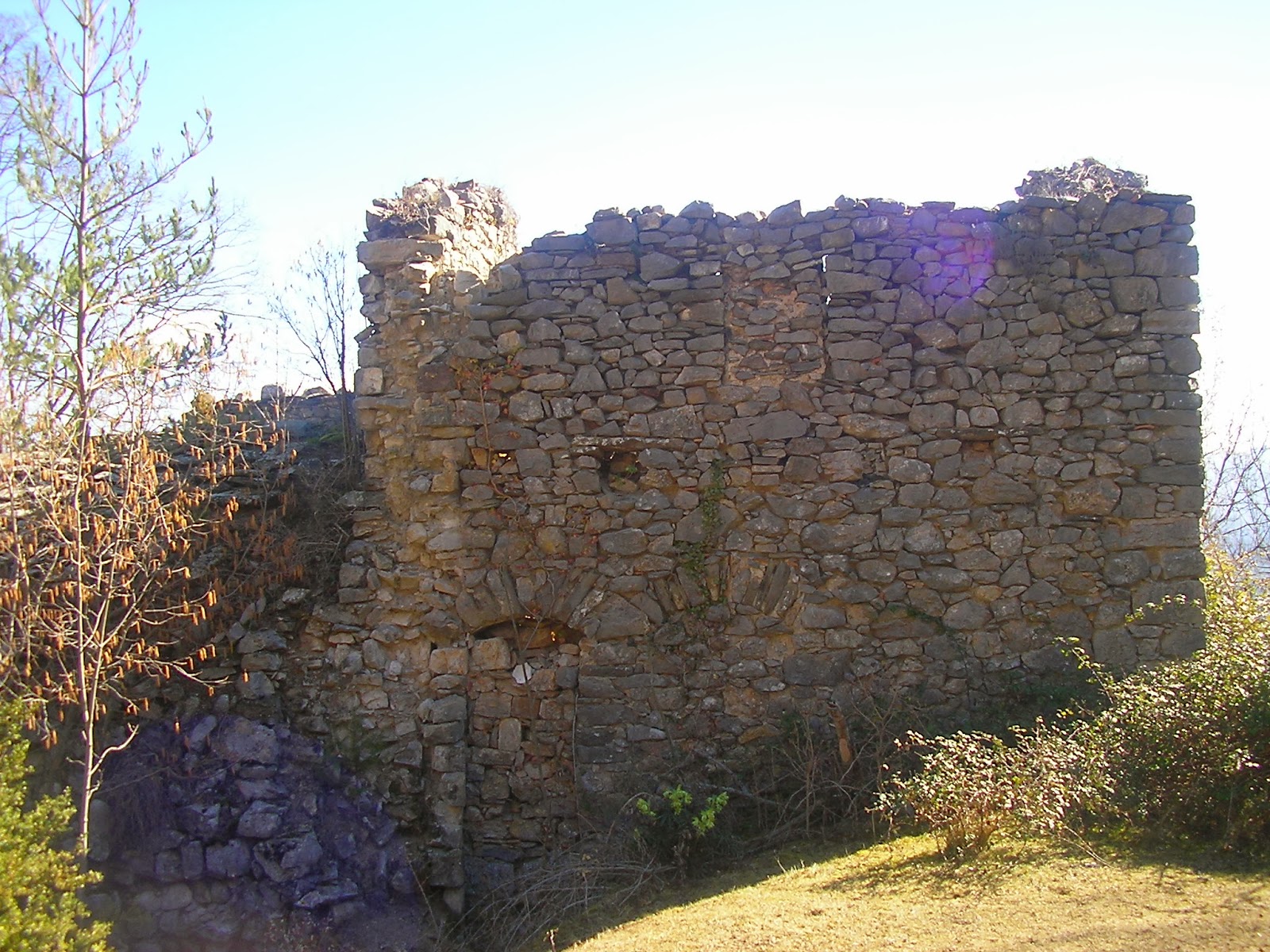 SI VENS AL RIPOLLÈS NO T'OBLIDIS LA BICICLETA: STA. MARIA DE VIDABONA