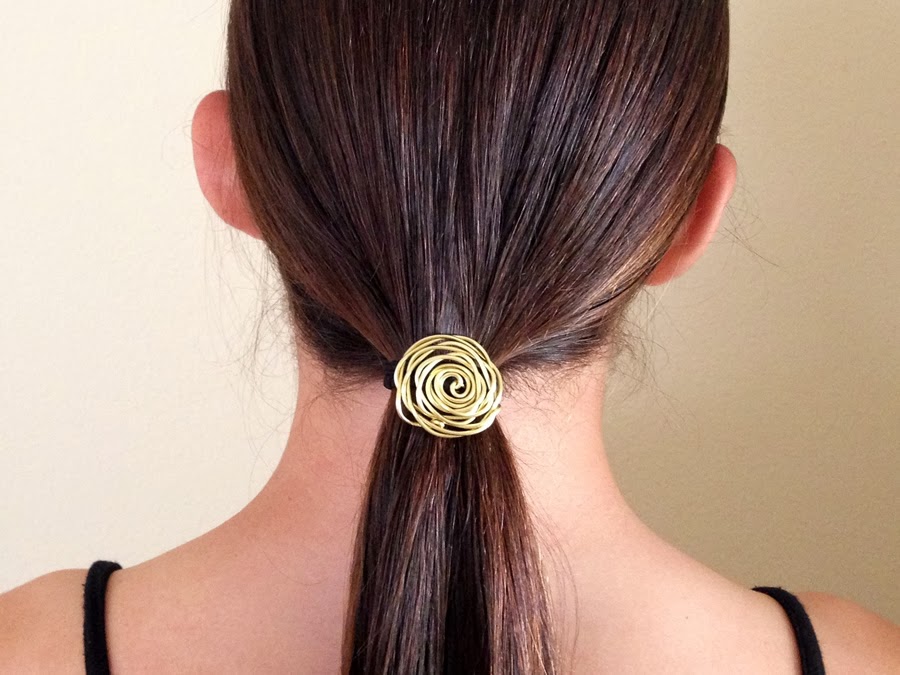 Lisa Yang Jewelry : DIY: Wire Rose Pony Tail Elastics
