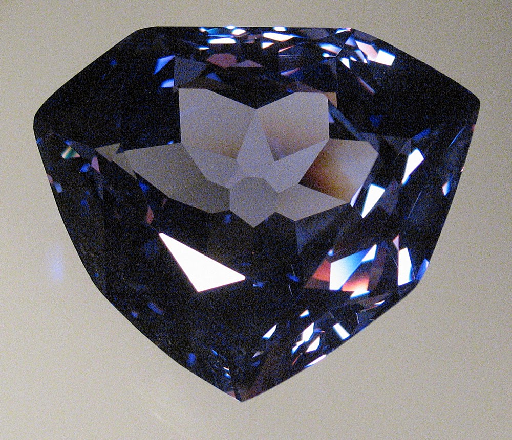 Fabulous Diamonds Are Forever Exhibit Opens May 3 in Ventura