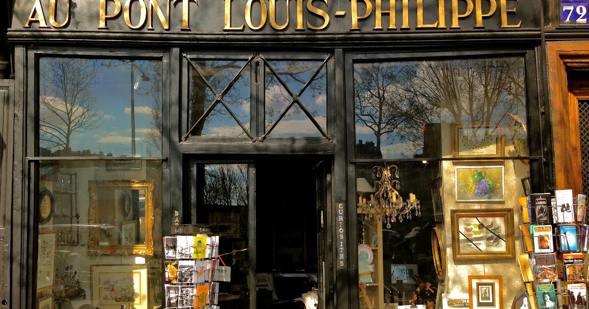 Focus On Paris: Black storefront