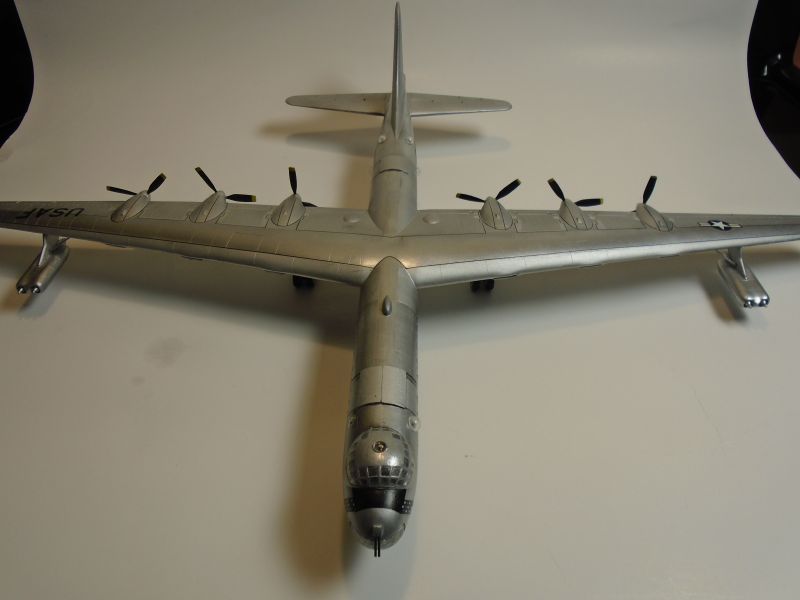 Daydream Notes: Stuff I make: Hobbycraft 1/144 RB-36