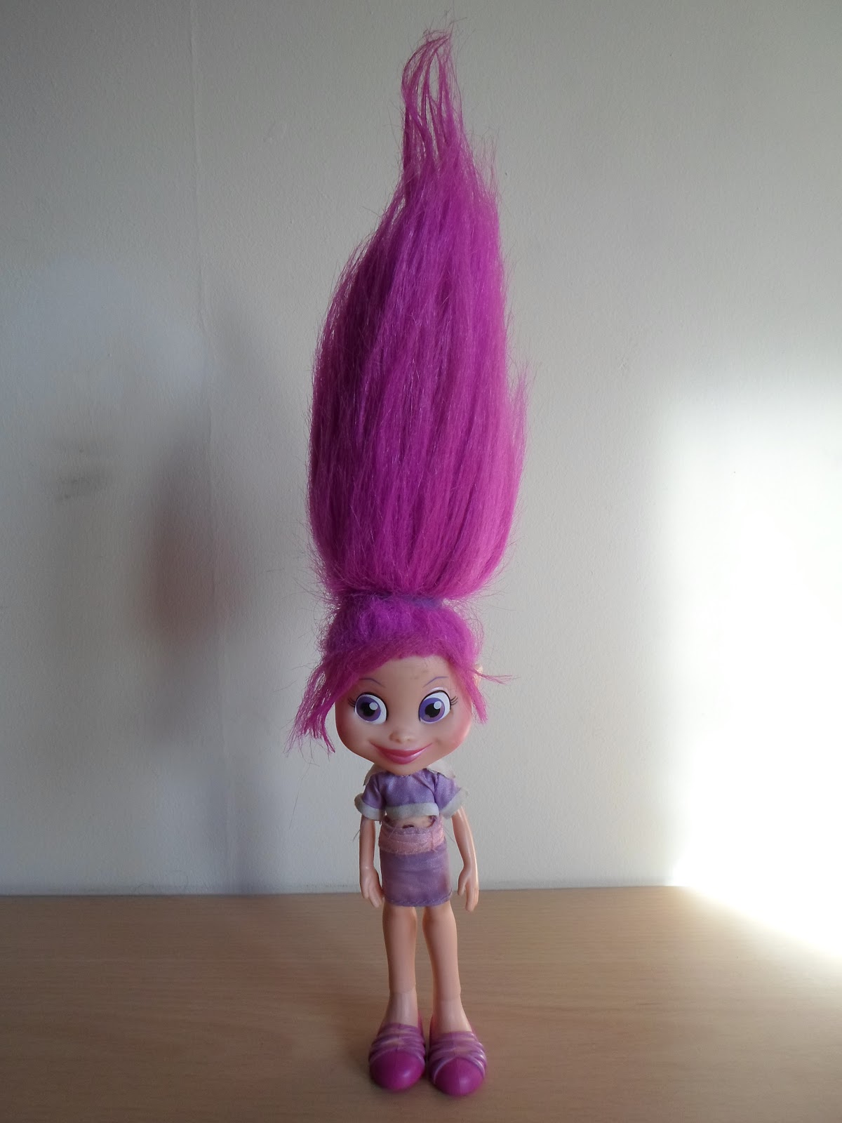 El rincón de mis muñecas: Trollz Amethyst Van Der Troll de Hasbro