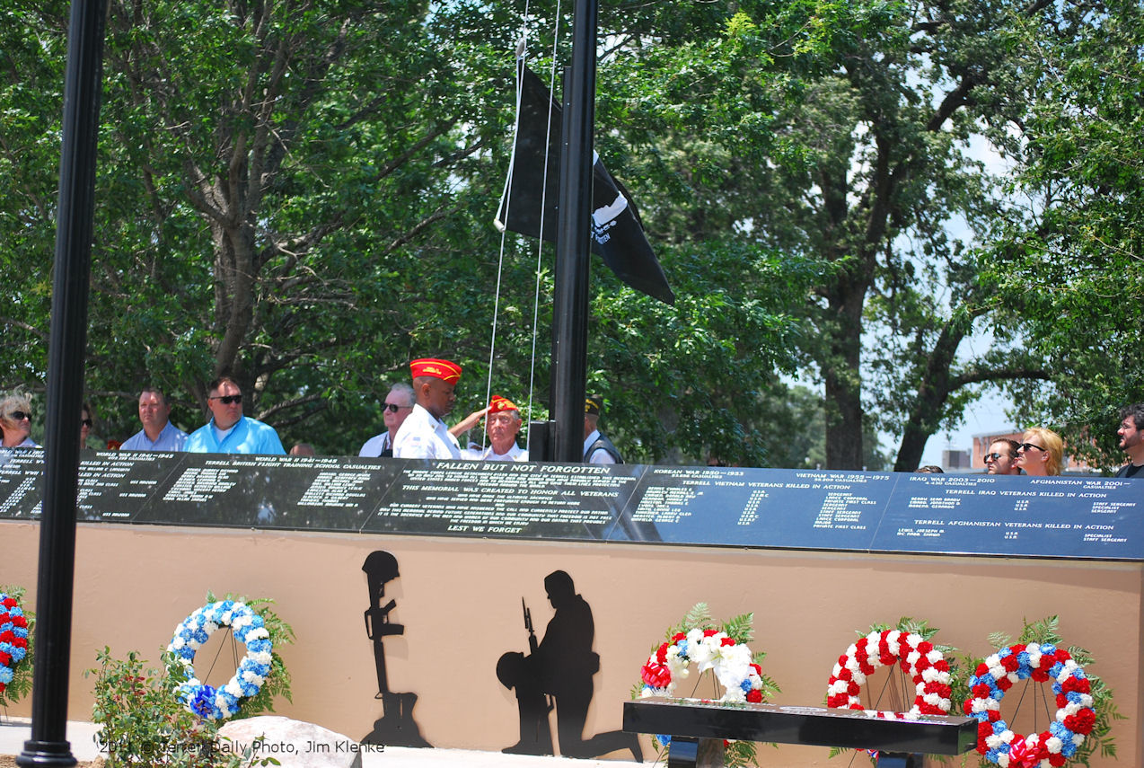 Terrell Daily Photo: Terrell Veterans Memorial Dedication