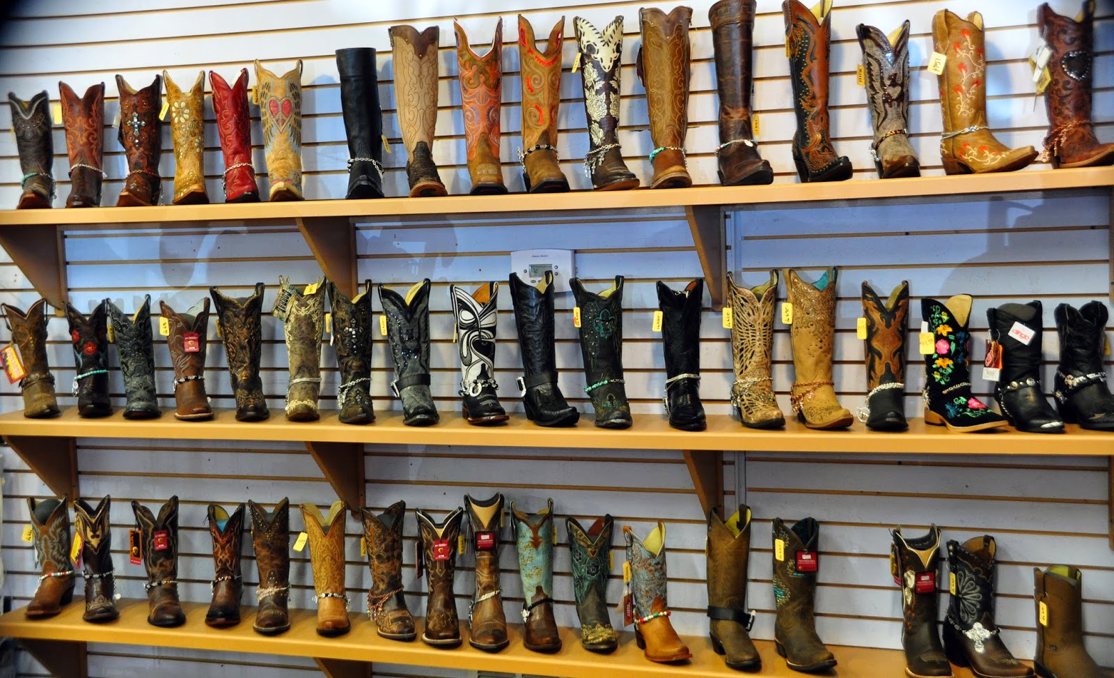 Tearoom Journal: BANDERA, TEXAS....."COWBOY CAPITAL OF THE WORLD"