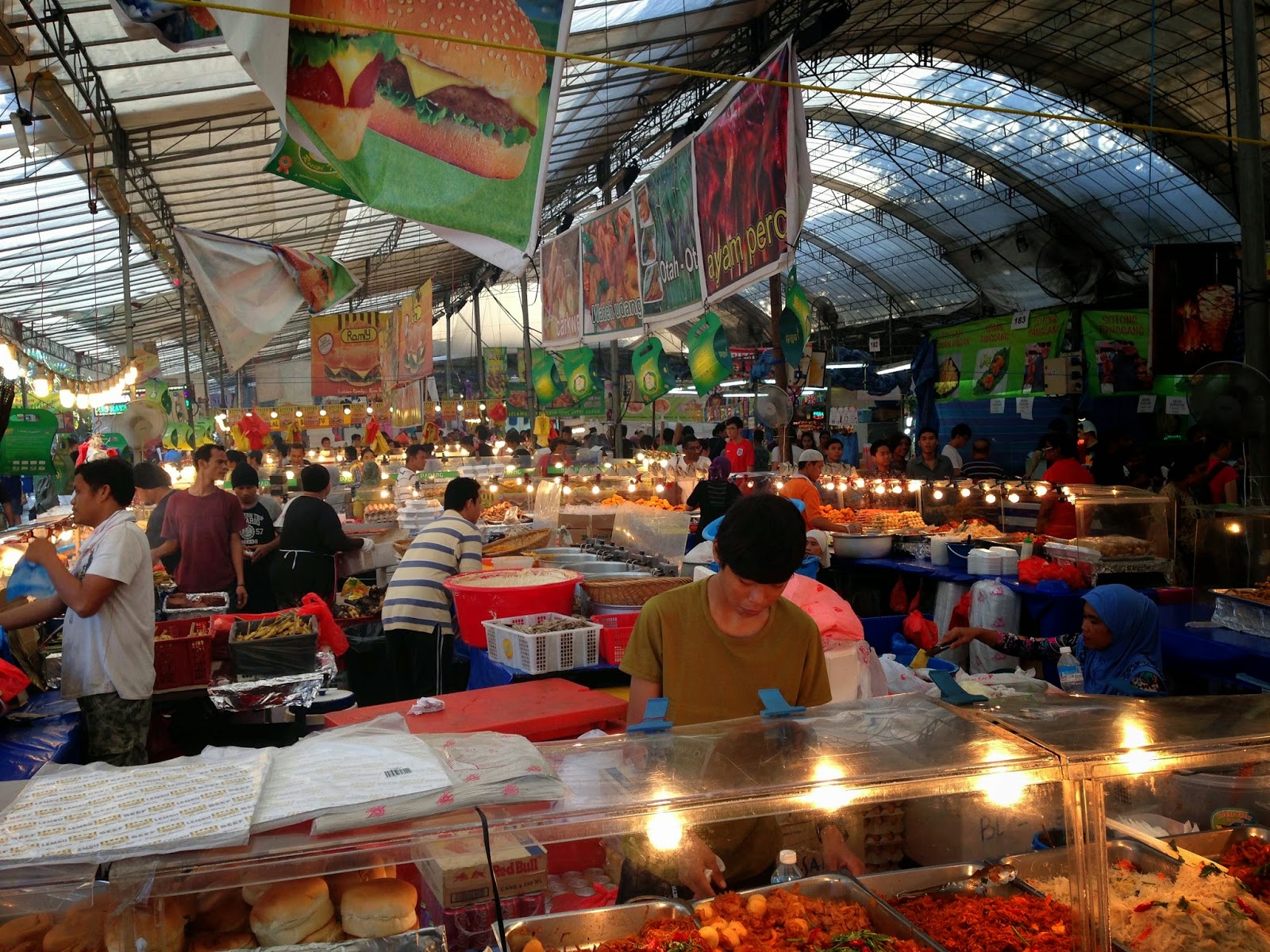 Geylang Serai Hari Raya Bazaar | hunger for yummy food