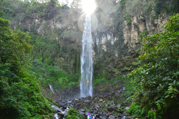 Wisata Grojogan Sewu Tawangmangu yang Indah