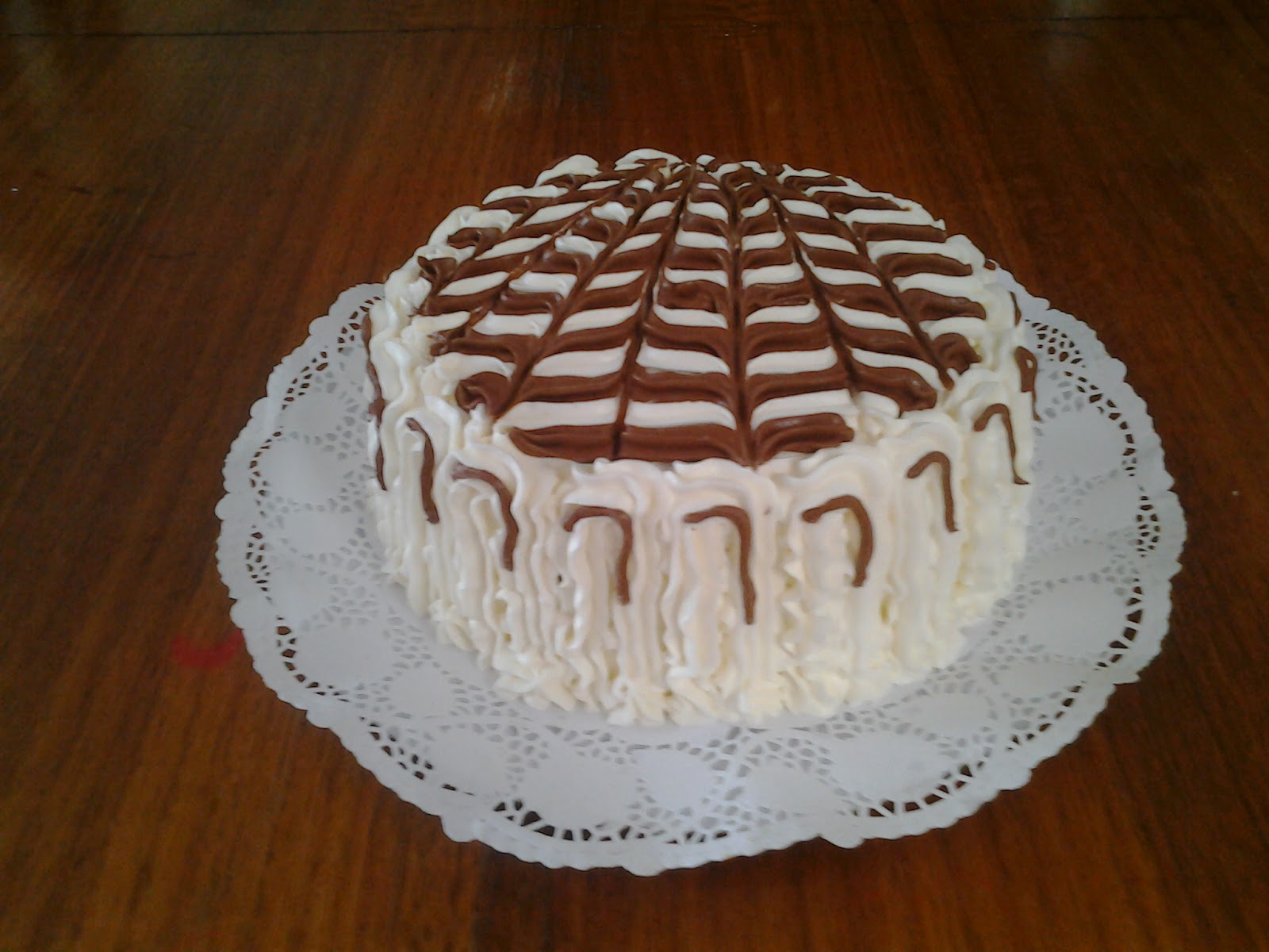 Torta de manjar nueces ~ Pastelería Yasna