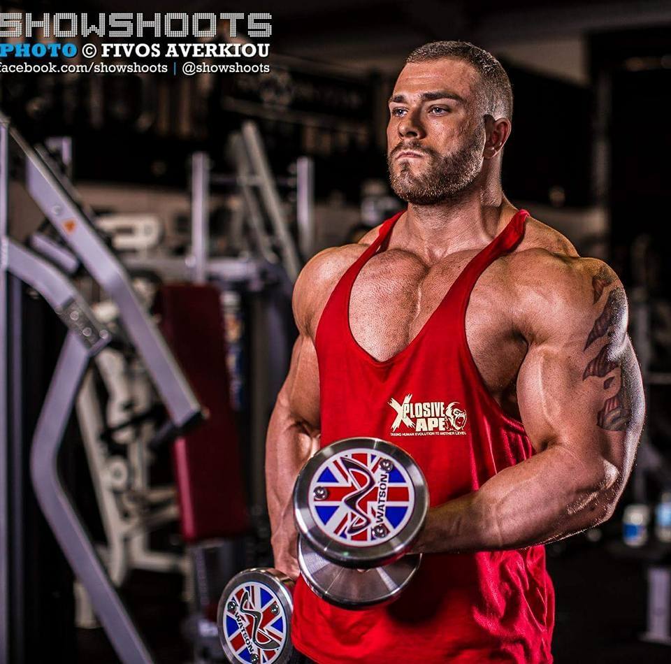Worldwide Bodybuilders: Rising British beast boy Dean White