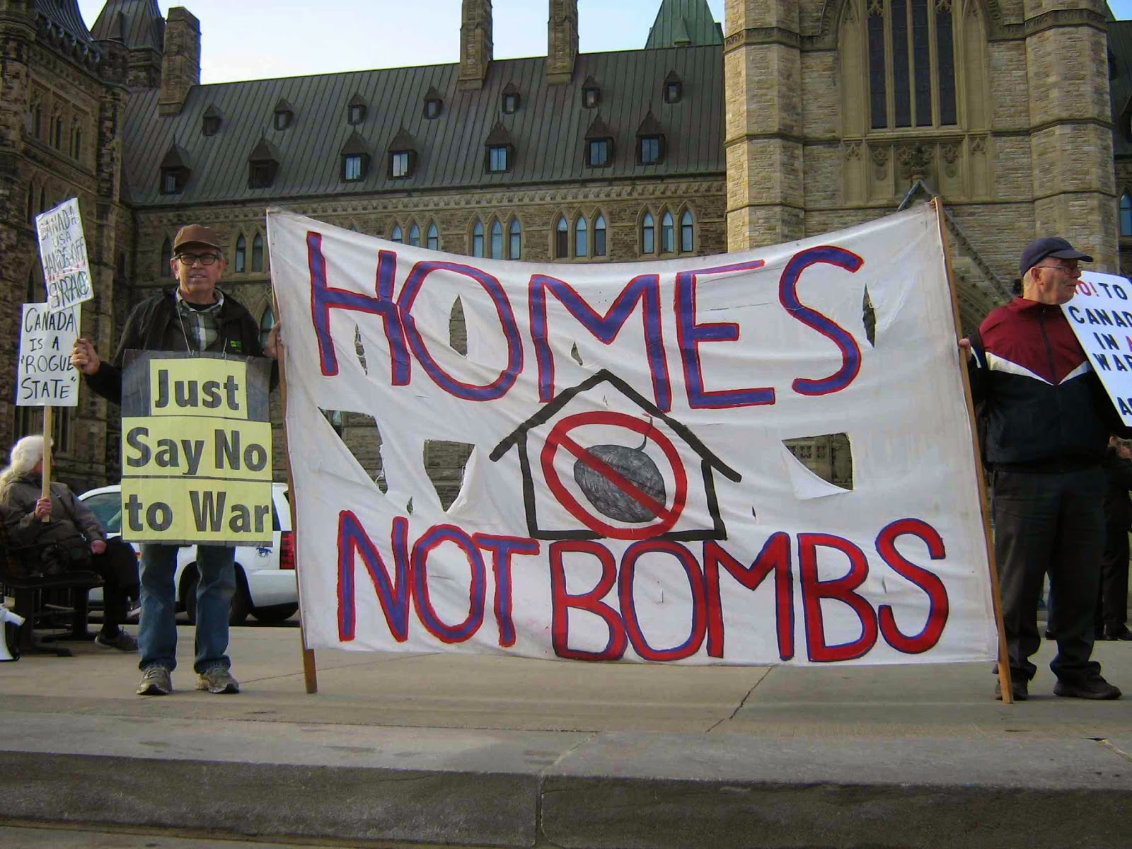 Homes Not Bombs: Just Say “No” to Canada's Expanding War in Iraq and Syria