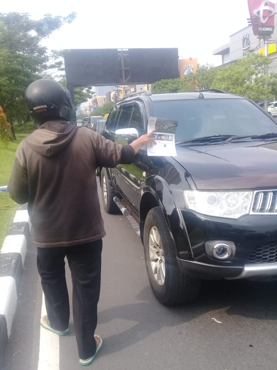 SEBAR BROSUR SURABAYA: FOTO JASA SEBAR BROSUR SURABAYA | 083134424451 WA