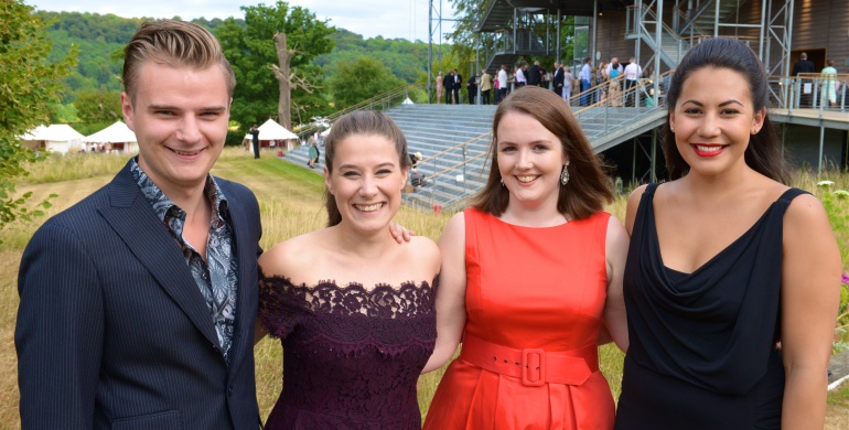 Planet Hugill: Leonard Ingrams Awards to young singers at Garsington