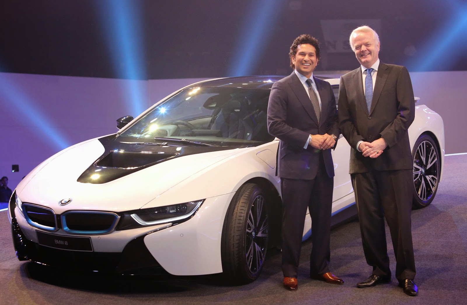 ORIENT PUBLICATION: BMW Group India launches new sub-brand BMW i: the ...