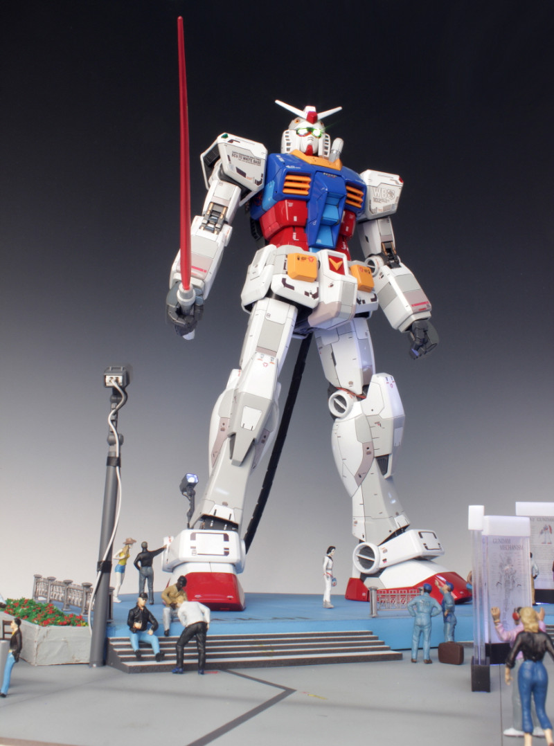 GUNDAM GUY: 1/48 Mega Size RX-78-2 Gundam + Char's Zaku II (1:1 Scale ...