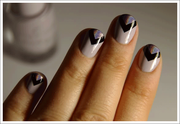 DIY Chevron Nails - The Mummy Chronicles